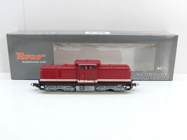 ROCO H0 68815 diesel locomotive BR110 - DIGITAL - AC, light, DSS, NEM ...