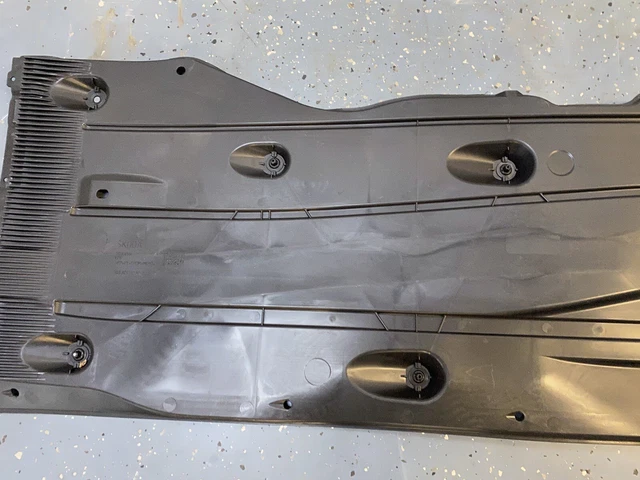 UNTERBODENVERKLEIDUNG ORIGINAL VW Golf 7 Skoda Octavia Links ...