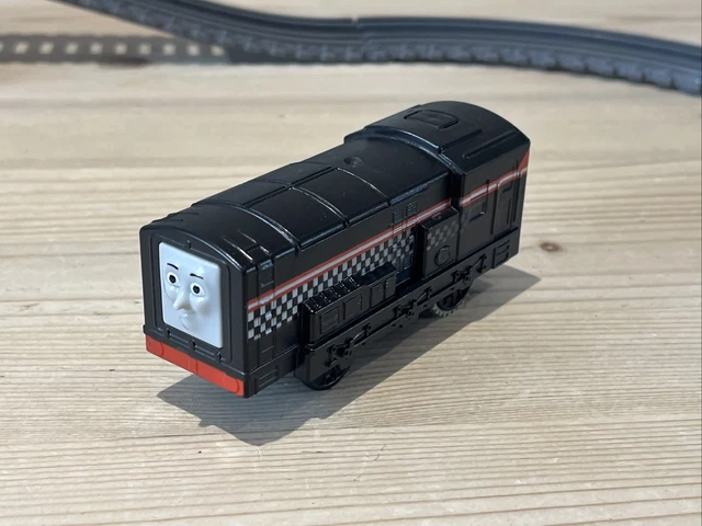 THOMAS TRACKMASTER REVOLUTION TALKING DIESEL battery train £14.00 ...