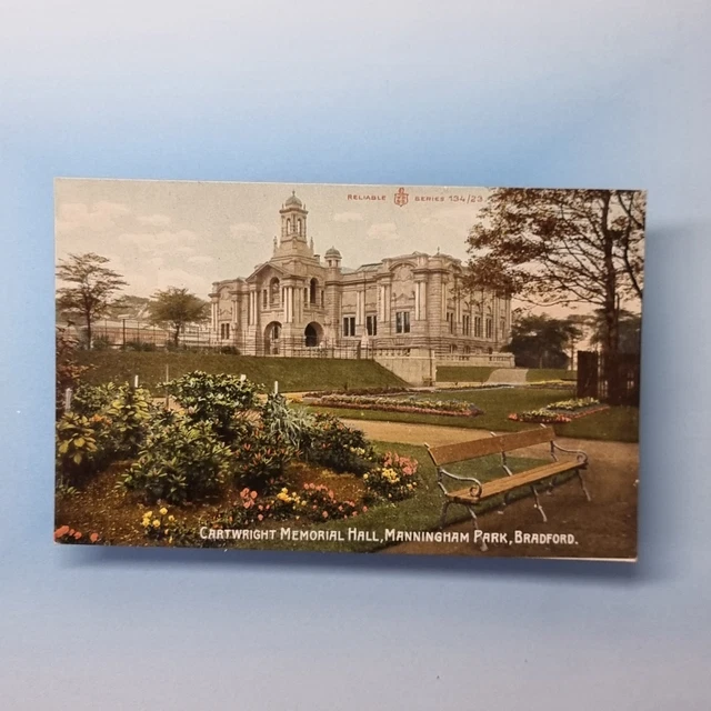 BRADFORD POSTCARD C1905 Yorkshire Manningham Park Cartwright Memorial ...