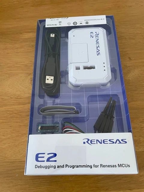 RENESAS ELECTRONICS E2 Emulator RTE0T00020KCE00000R / E1 R0E000010KCE00 ...