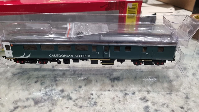 HORNBY R40195 CALEDONIAN Sleeper Mk2E Brake Standard Open 9497 Coach OO ...