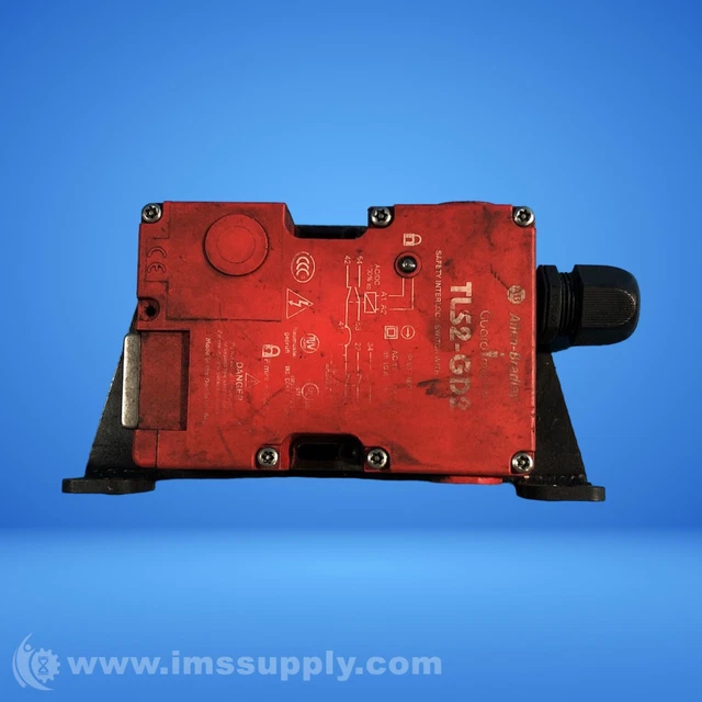 ALLEN BRADLEY TLS2-GD2 Safety Interlock Switch with Guard Locking 7584 ...