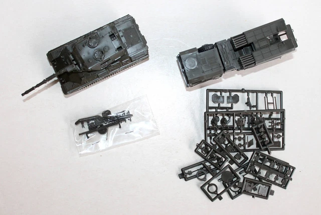 ROCO MINITANKS, MILITAIRE Ho N°257 Leopard 1 Char Combat + Lance Fusees ...