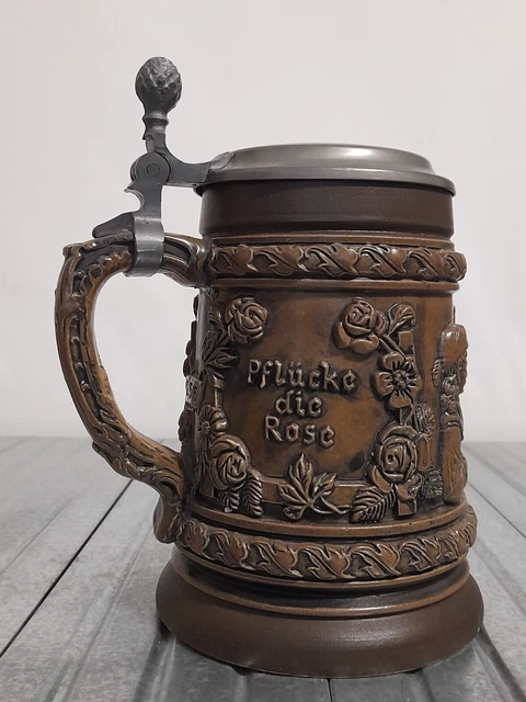 ANTICO BOCCALE BIRRA in porcellana c/disegno scene di vita quotidiana a ...