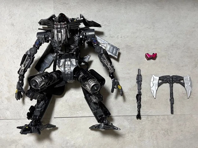 TAKARA TOMY TRANSFORMERS Studio Series SS-26 Jetfire EUR 177,94 ...