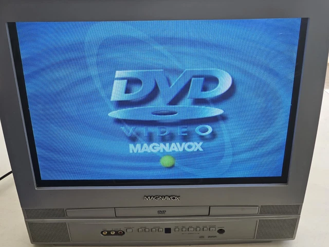 Magnavox MSD520FE 20'' TV DVD Combo Color CRT Television Gaming Flat ...