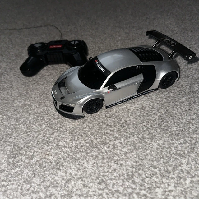 AUDI R8 SPORT Remote Control Car Rastar Silver 1/18 Scale Christmas ...