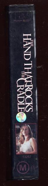 THE HAND THAT Rocks The Cradle VHS Hollywood Pictures Home Video $50.00 ...