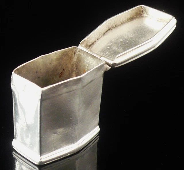 ANTIQUE WHITE METAL Box, Age & Origin is Unknown £24.95 - PicClick UK