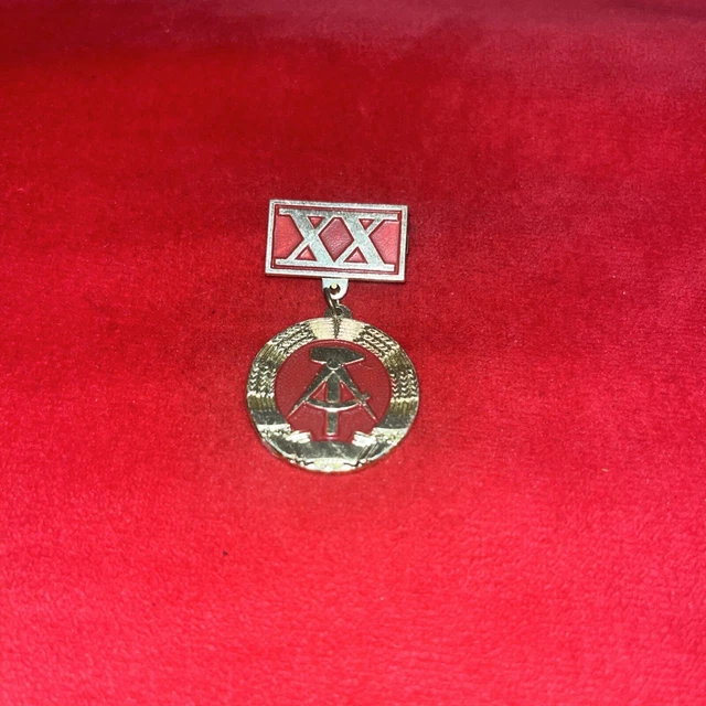 VINTAGE GERMAN COMMUNIST Pin DDR 20 Years Badge -DDR 1969 £5.99 ...