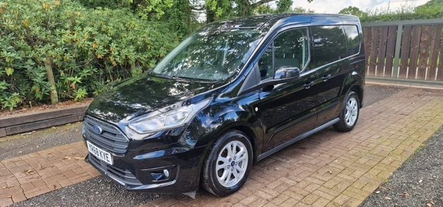 FORD TRANSIT CONNECT 200 LIMITED TDCI Black Manual Diesel, 2018 £10,194 ...