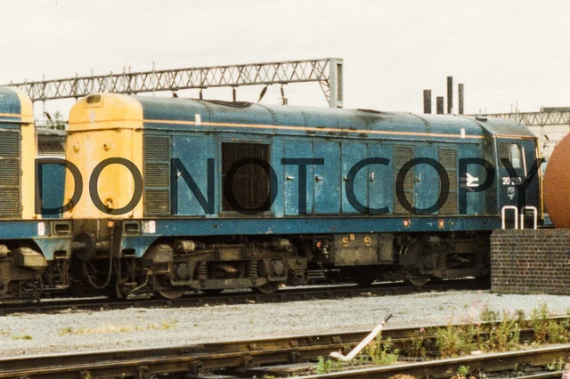 UK DIESEL TRAIN Railway Photograph Of Class 20 20228 Loco. Rm20-507 £1. ...