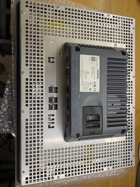 SIEMENS SIMATIC HMI TP1500 Comfort Panel (6AV2124-0QC02-0AX1) EUR 1.449 ...