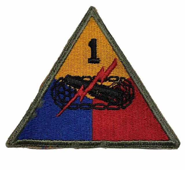 ORIGINAL WWII U.S. Army 1st Armored Division Cut Edge OD Border Patch ...
