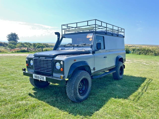 LAND ROVER DEFENDER 110 Td5 - Hardtop - 1999 £13,000.00 - PicClick UK
