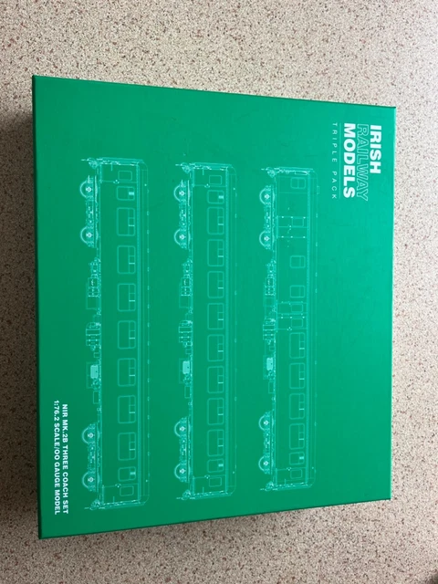 IRISH MODEL RAILWAYS IRM1241 NIR Mk2 Blue/Grey Coach Pack 2 £165.00 ...