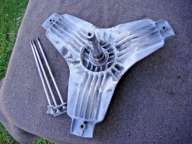 MIELE W864 WASHING MACHINE DRUM SUPPORT SPIDER part no.04264766 £29.00 ...
