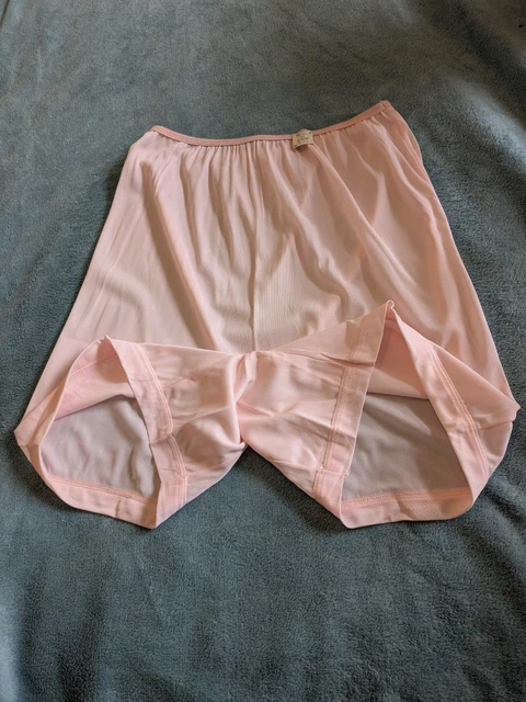 VINTAGE 1960S GLOSSY Silky Pink Acetate Knickers Bloomers Directoire ...