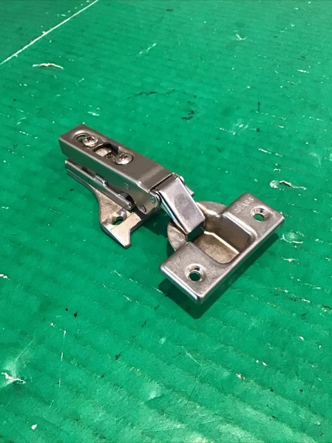 (1) GRASS CABINET Hinge 1006-30 Self Close w/Clip On USA Mounting Base ...