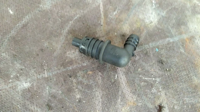 BMW E34 M50 moteur PCV tuyau de respiration joint tuyau 1726187 ...