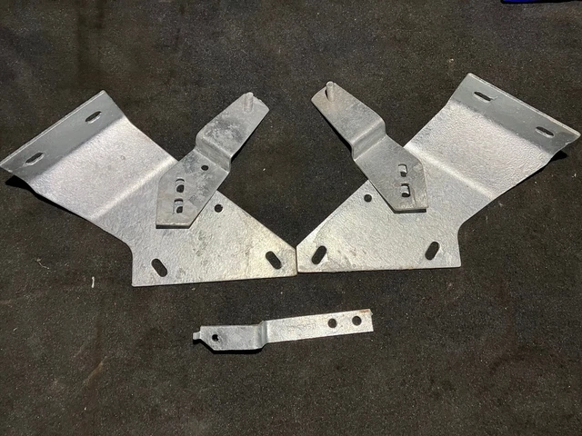 LAND ROVER DEFENDER 90/110/130 Galvanised Bulkhead Chassis Mounts ...