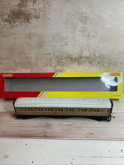 HORNBY R4332 LNER Teak Gresley Composite Coach '22357'. £12.99 ...