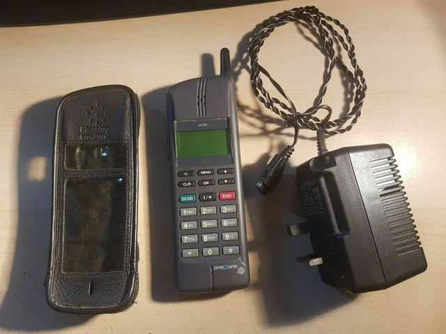 VINTAGE MERCURY ONE 2 One M150 Mobile Phone, Case & Charger. Read ...