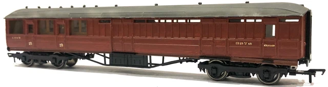 4MM/OO KIT BUILT Plastic Gresley Lner Corridor Brake Third Coach '8970 ...