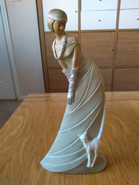 VINTAGE IVORY PRINCESS Enesco Parastone Ed van Rosmalen Lady With Cat ...