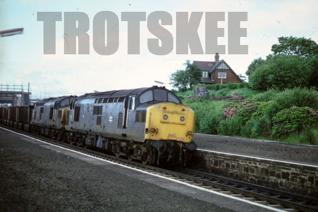 35MM SLIDE BR British Rail Diesel Loco Class 37 37152 Dalry 1985 Orig £ ...