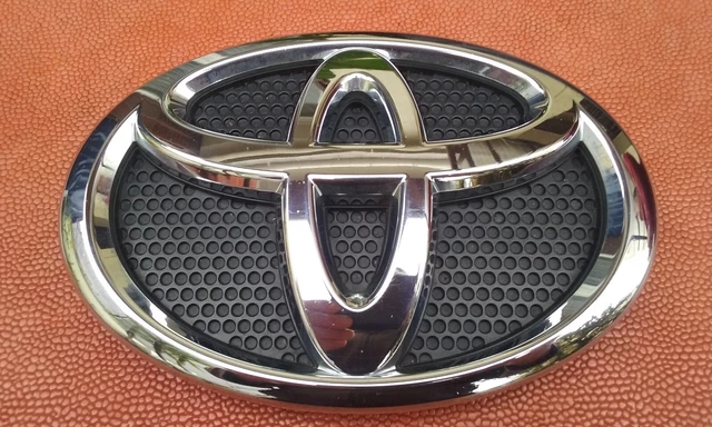 TOYOTA LAND CRUISER Emblème Calandre/Front Grill Emblem Genuine OEM ...