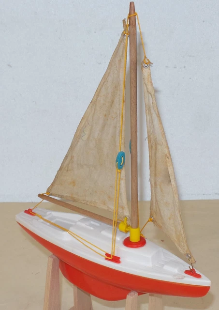 BATEAU - CANOT - Voilier de bassin - GIRAUD SAUVEUR - F28 - VP24 - Tardif EUR 25,00 - PicClick FR