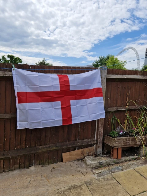 ENGLAND FLAG 5FT X 3FT St George Cross Flags English Come On England. £ ...