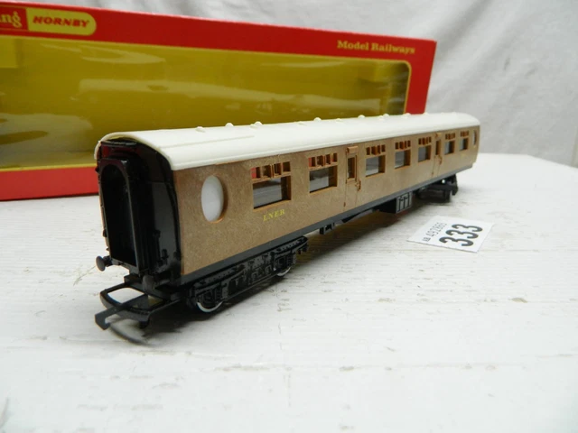 TRIANG HORNBY 00 LNER Thompson Teak Full 3rd Coach 1010 Box R745 (B) £ ...
