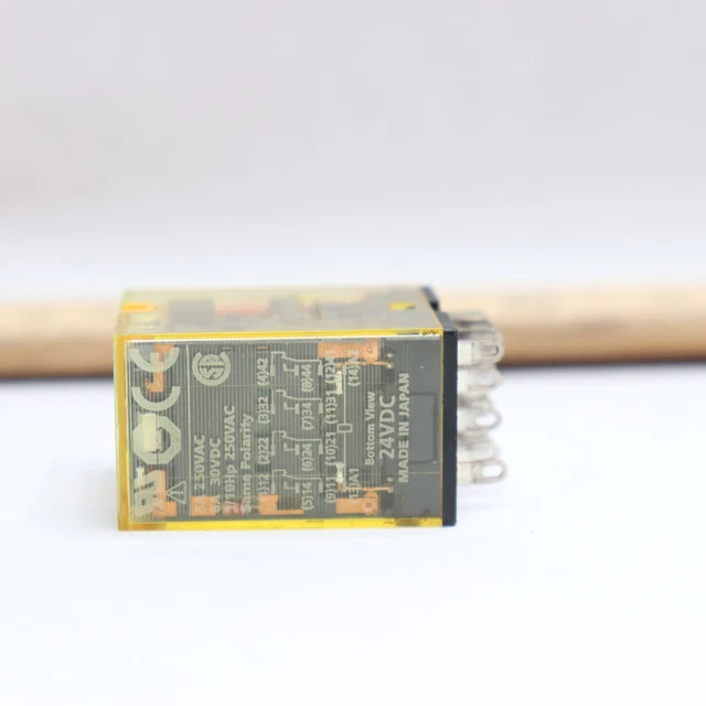 IDEC RELAY RU Series 4PDT 6A 24VDC Coil RU4S-M-D24 $13.97 - PicClick CA