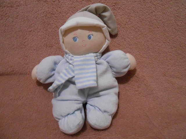 DOUDOU POUPÉE BLEUE gris Corolle bonnet lutin - écharpe rayé bleue EUR ...