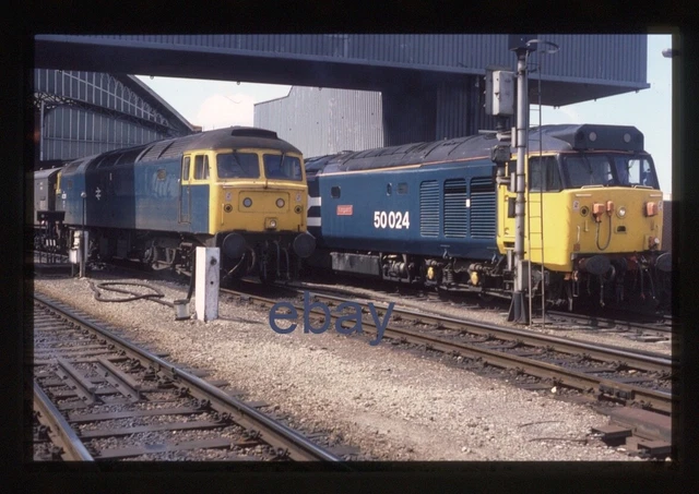 ORIGINAL 35MM SLIDE - Class 50-50024 'Vanguard' waits with 47231 at ...