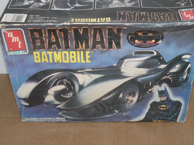 AMT ERTL 6877 Batman Batmobile Model Kit 1/25 Scale used £17.00 ...