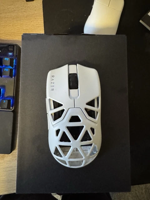 RAZER VIPER MINI Signature Edition Wireless Gaming Mouse White £295.00 ...