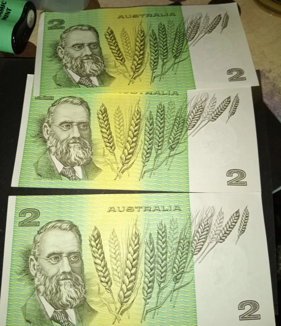 LOT OF A/UNCIRCULATED Vintage Australian Banknotes $1 $2 Knight Stone ...