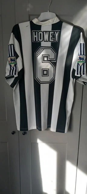 STEVE HOWEY NEWCASTLE united match worn/issued squad signed shirt £822. ...