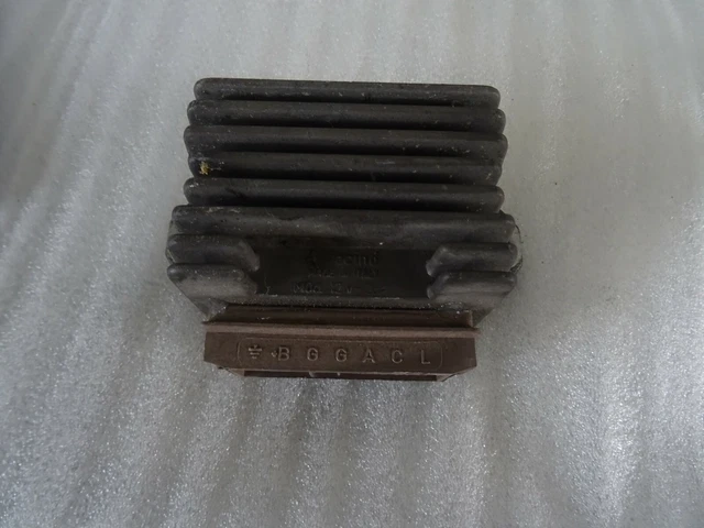 E2. GILERA RUNNER 180 M08 Régulateur De Tension EUR 42,34 - PicClick FR