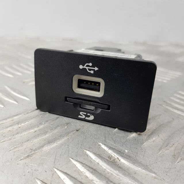 FORD FOCUS MK3 Usb Socket Connector & Sat Nav Sd Card 2016 Gc3T-14F014 ...