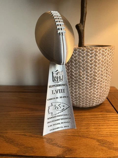 KANSAS CITY CHIEFS Super Bowl LVIII 2024 trophée commémoratif Lombardi ...