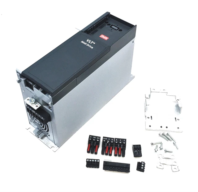 Danfoss Frequency Converter 132F0018 VLT Micro Drive FC 51, 50% OFF