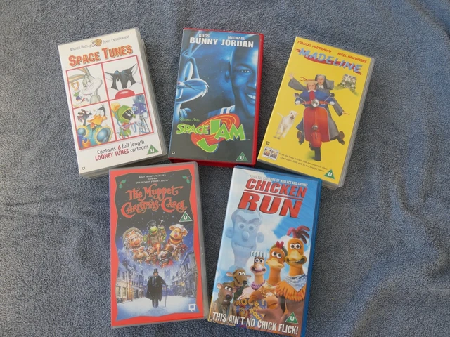 BUNDLE OF FIVE childrens, U rated, VHS tapes. Four are films, and 1 is ...