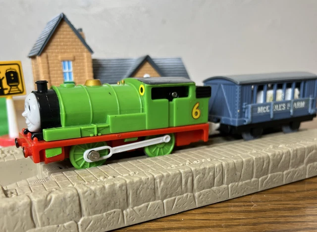 THOMAS & FRIENDS TrackMaster Percy Motorized Train McColl’s Chicken ...
