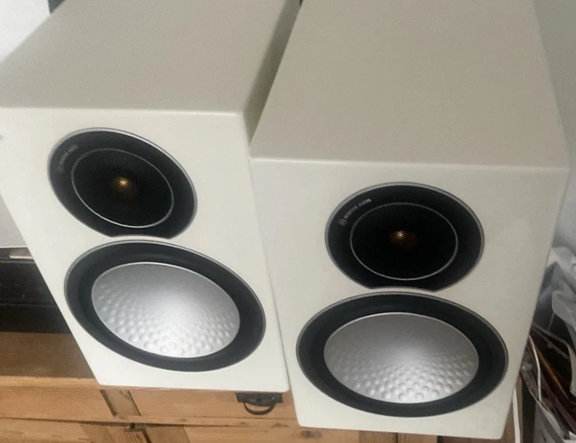 MONITOR AUDIO SILVER 200 Bookshelf Speakers In Satin White £312.70 ...