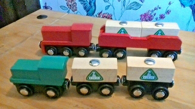 2 X ELC wooden magnetic trains + trucks £3.50 - PicClick UK
